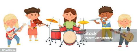키즈 음악 밴드 만화 아이들이 함께 악기를 연주 바이올린 기타 드럼 벡터 일러스트레이션에서 연주하는 어린이 뮤지션