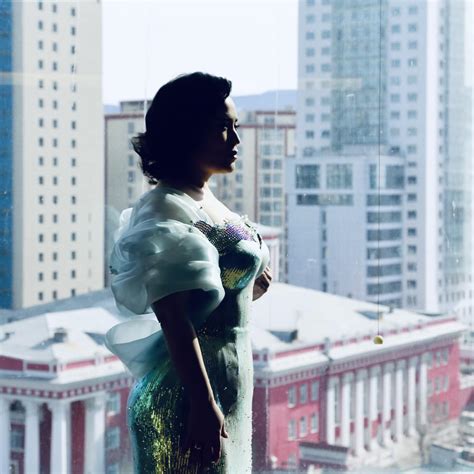 Дуучин Хүний санаа хүрсэн газар Хөл нь хүрдэг юм 💯 Б Лхагвасүрэн Facebook