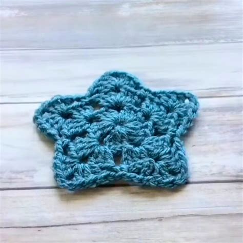 Unique And Cute Crochet Granny Stars Pattern For Decoration