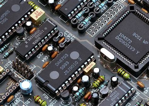 Identifying Electronic Components 1 Passive Components Commonly Used
