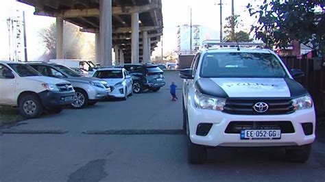 ბათუმში ყოფილი სამხედრო ბაზის ტერიტორიაზე მოქალაქეები უკანონოდ შეიჭრნენ Youtube