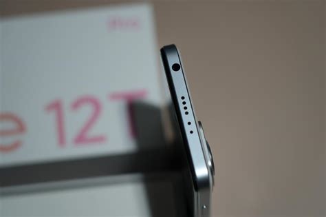 Redmi Note12t Pro开箱简评：送给lcd爱好者的礼物 手机评测 安兔兔