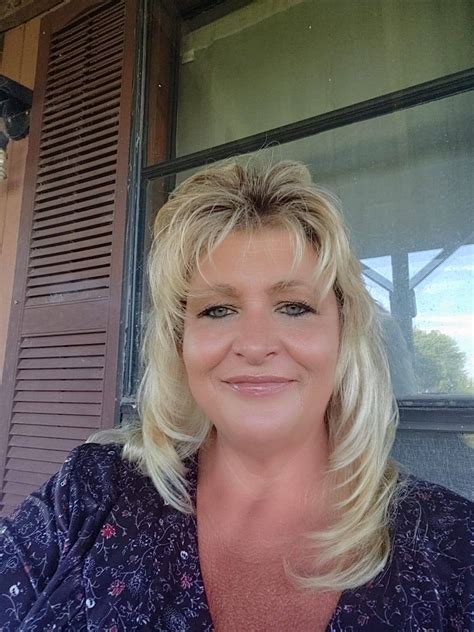 Southern Gals Cleaning