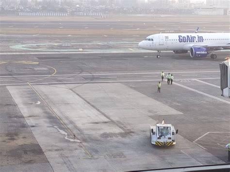Jet Is There A Minimum Number Of People Needed For An Aircraft