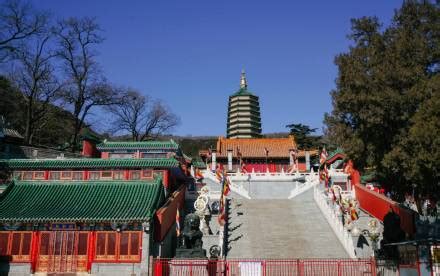 八大处公园详细介绍，导游图，交通图，门票价格，自助游、购物、节庆活动、玩法、住宿等详细介绍