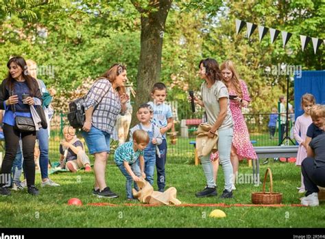 La Importancia De Los Amigos De Infancia Un Lazo Para Toda La Vida