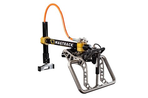 Magtrack Magnetic Crawler Industrial Cleaning Surface Preparation Derc Salotech