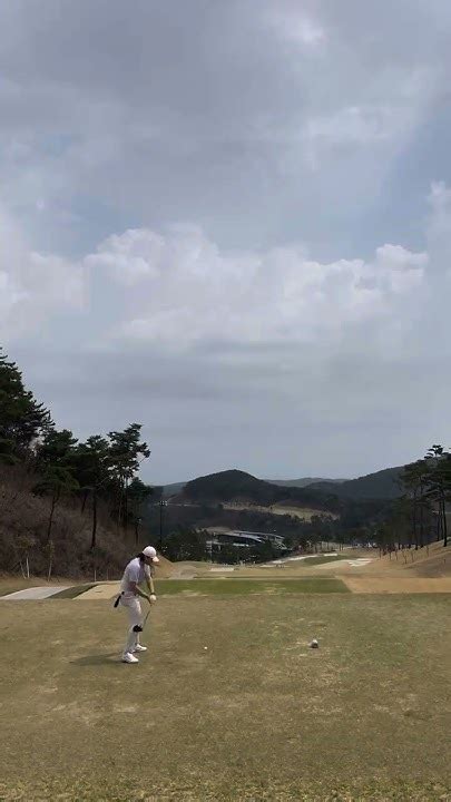 1년차 골린이의 티샷 Golf 골프 골린이 티샷 Youtube