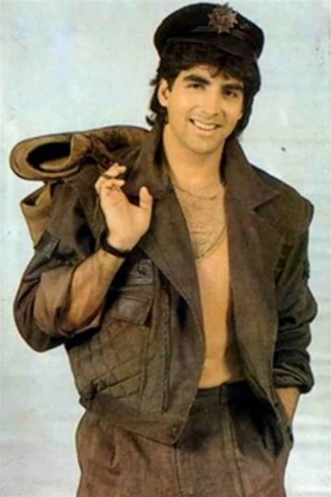 Akshay Kumars Young Picture