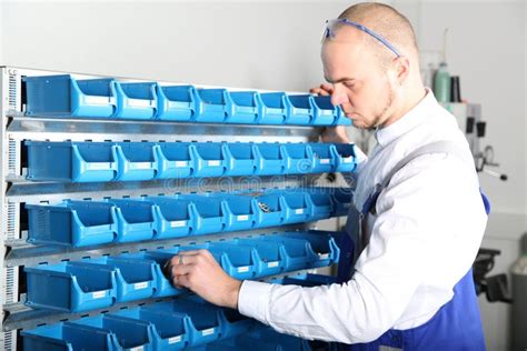 Worker Is Sorting Plastic Bottles On The Conveyor Belt Stock Image Image Of Beverage