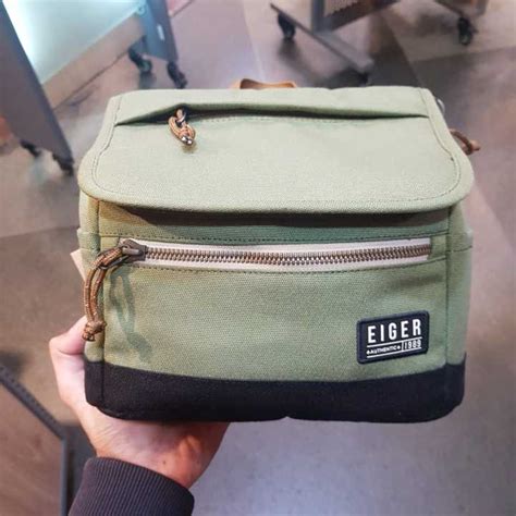 Tas Kamera Eiger Z Wanderway Camera Shoulder Oli 4l Lazada Indonesia