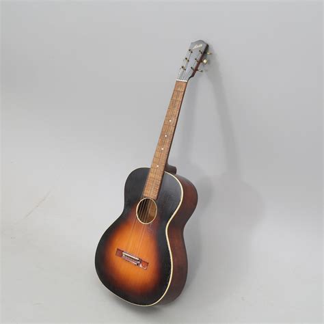 Akustisk Gitarr Levin Samlarföremål Musikinstrument Auctionet