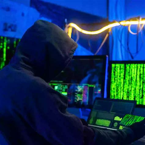 Cybersecurity Expert Reveals How Likely You Are To Catch A Computer