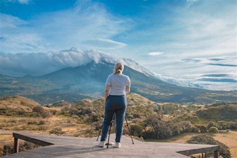 Exploring Multi Cloud Architectures Opportunities And Challenges Moments Log