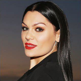 Celebrity Birthday Calendar Whos Celebrating Today Aceshowbiz