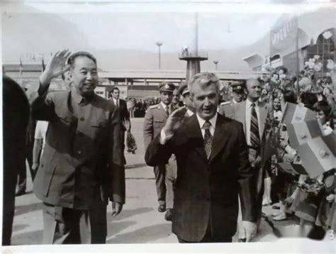 华国锋珍贵的生平罕见照 知乎