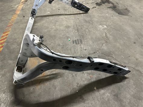 2020 2021 2022 Ford F250 F350 F450 Diesel Radiator Support Apron Assem