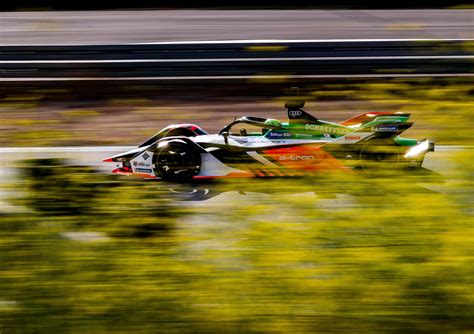 Audi Ready To Unleash New E Tron Fe06 Racer Onto Formula E Carscoops