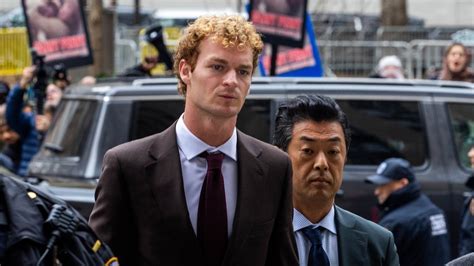 Daniel Penny Breaks Silence On Subway Chokehold Case I Was In A Very