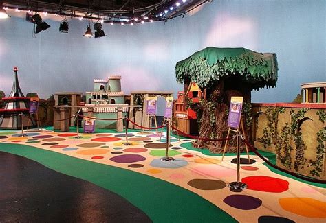 Neighborhood Of Make Believe Mr Rogers Castle Mr Rogers House Set