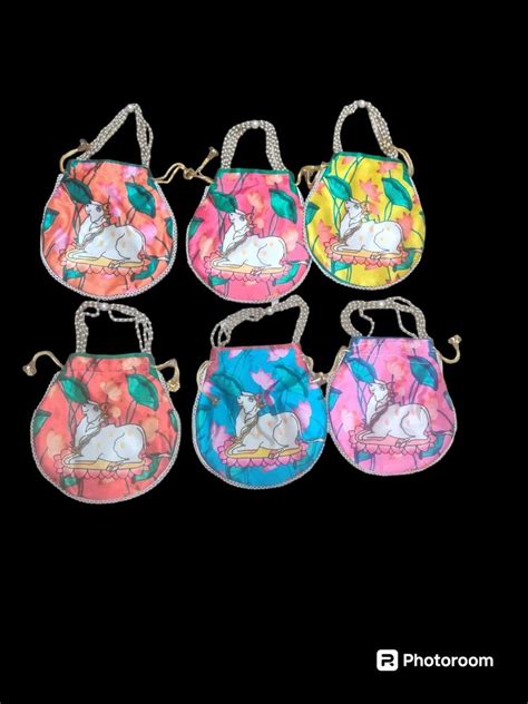 Handled Assorted Pichwai Potli At ₹ 75piece In Hyderabad Id