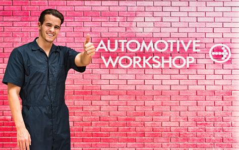 2029세 성인 잘생긴 사람 코카서스 남성 청년 정비사 수동 작업자 수리공 수리공 기술자 1명 만 1명 허리 정면 보기 20 24세에 대한 스톡 사진 및 기타 이미지