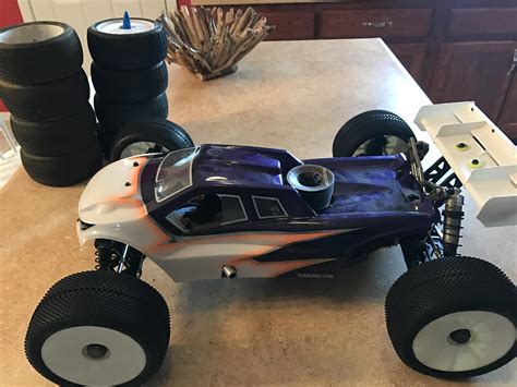TLR Ight Truggy With Tire Sets Nitro R C Tech Forums