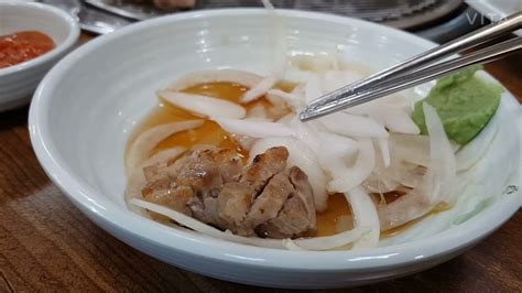 모든 육해공 고기는숯불3초직화구이기로 빠르게 구워야 고기의 육즙이살아 고기맛이 부드럽고맛있다벌등 다양하게 사용이 용이 Youtube