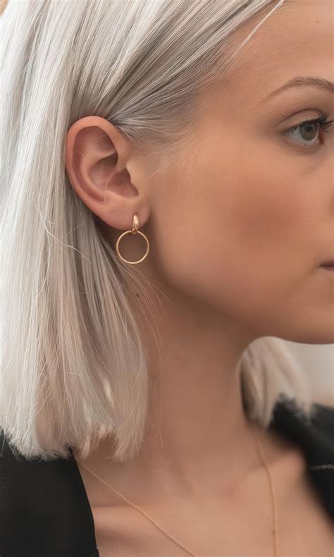 15 Trendy Hoop Earrings To Wear In 2020 Styleoholic