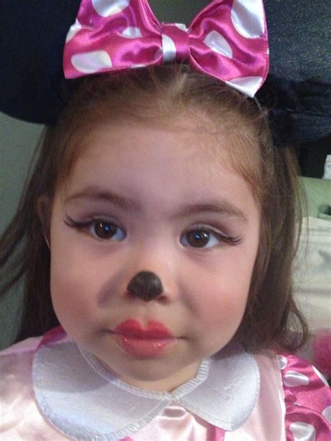 Minnie Mouse Nose Makeup