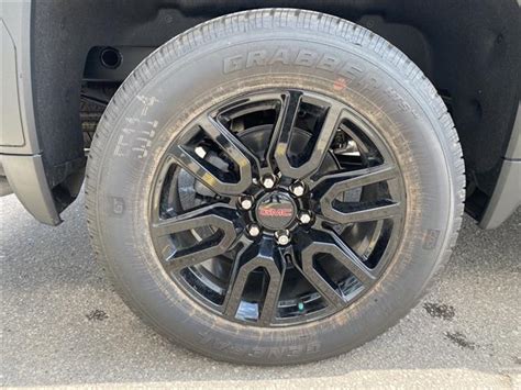 New Cars Suvs Trucks For Sale In Newmarket Newroads Chevrolet