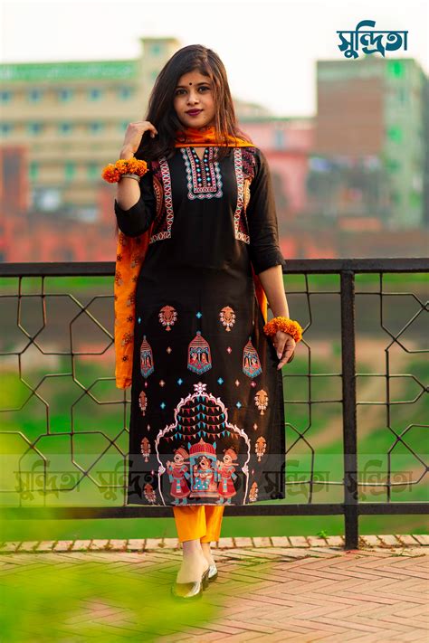 Shundrita সুন্দ্রিতা Added A Shundrita সুন্দ্রিতা