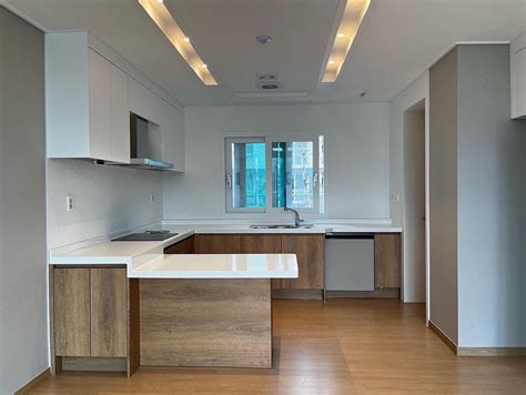 인테리어필름썬팅지안개시트 시공 연말맞이 무료견적 행사 진행 중 입니다 대전광역시 서구 도안동 비즈프로필