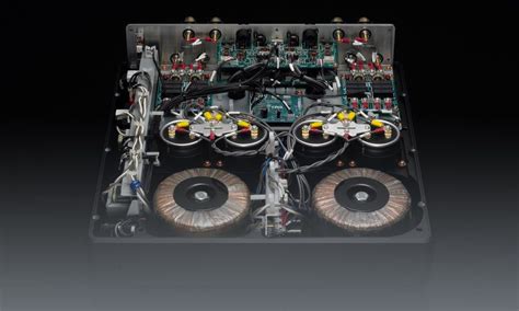 Tad M2500 Power Amplifier Audio Soundbars Speakers And Amplifiers On