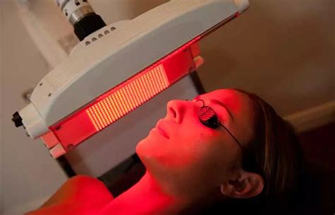 Red Light Therapy Guide 9 Health Benefits And Safety Tips