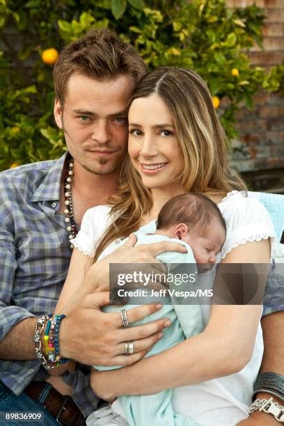 Mira Sorvino Her Husband Christopher Backus And Their Son Holden Backus