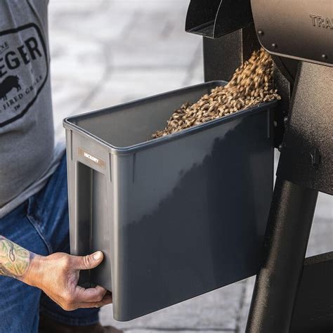 Traeger Pellet Grills Bac637 Stay Dry Pellet Bin Review