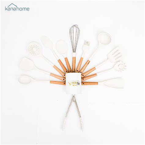 Yuko Bucket White Kanahome