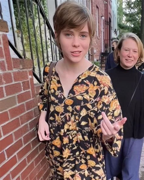 Sophia On Stage R Sophia Lillis