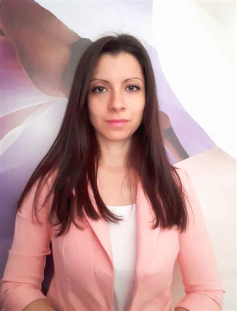 Д р Росица Вълкова Гастроентеролог София Супердок