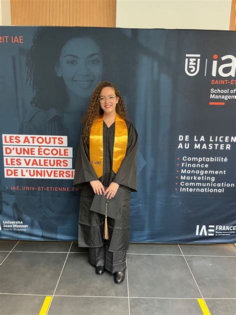 Meryem Hamzaoui On Linkedin Double Degree Graduation Mastersdegree 38 Comments