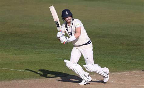 Joe Denly Works Through The Leg Side