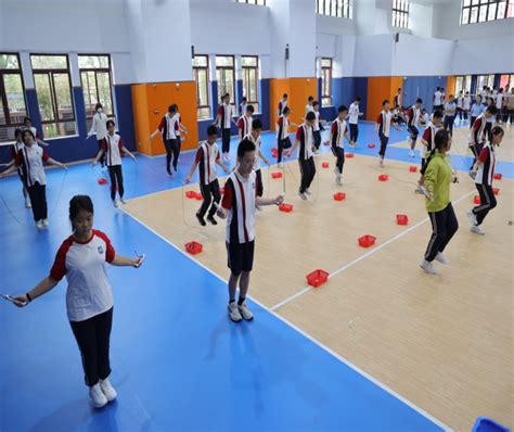 Ai助力，引领华万中学开启智慧体育运动会新风尚 羊城网｜爱广，识讲！