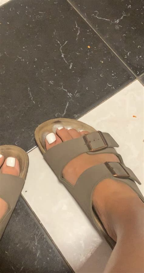 Cut My Toe R Feet2big