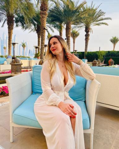 Anna Marisax Bio Wiki Boyfriend Height And Net Worth Biography On