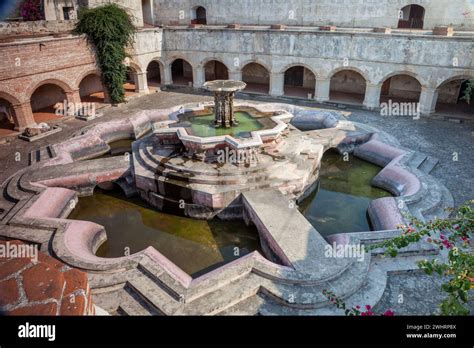 Antigua Guatemala Courtyard And Fountain Fuente De Pescados Of La