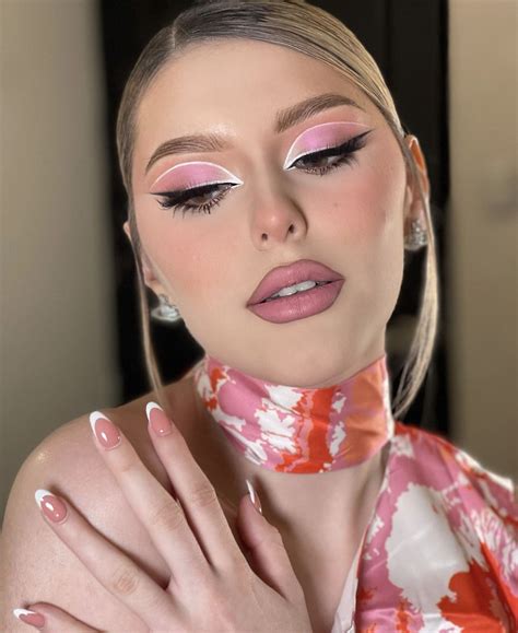 Pin On Makeup Eye Makeup Designs Cute Makeup Beautiful Eye Makeup