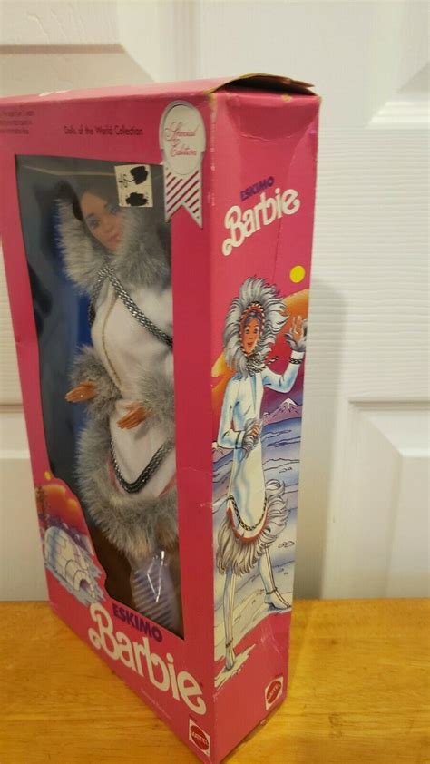 Vintage 1990 Eskimo Barbie Dolls Of The World Collection 9844