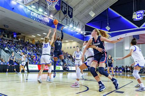 How Uconn Womens Basketball Stays Poised Despites Injuries