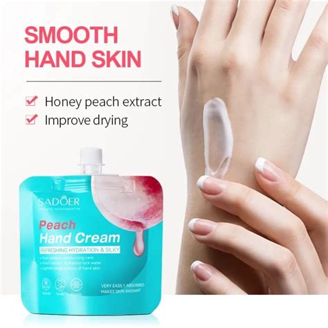 Купить Sadoer Питательный и восстанавливающий крем для рук Peach Hand